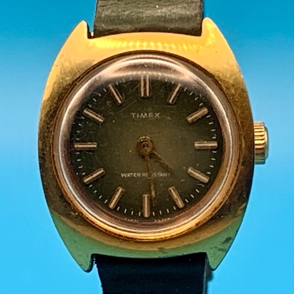 Timex | Accessories | Timex Vintage 977 Womens Hand Wind Wristwatch ...